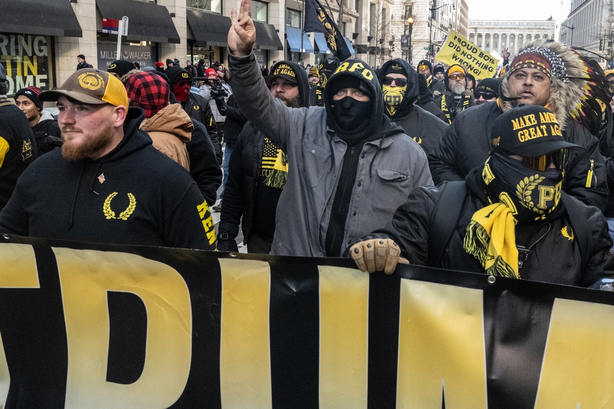 Proud Boys and other Jan 6 rioters return to D.C. to celebrate ...