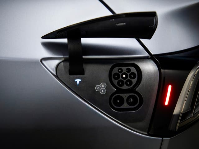 Hands-on with the new Tesla Model Y: Price, range, official pictures ...