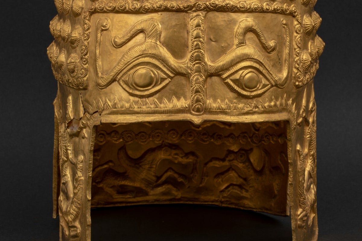 Shockwaves as thieves blow up museum door to steal Romanian national ...