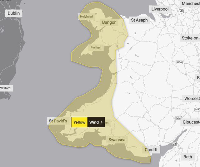 Mapped: Where 70mph winds will batter Britain while other regions enjoy ...