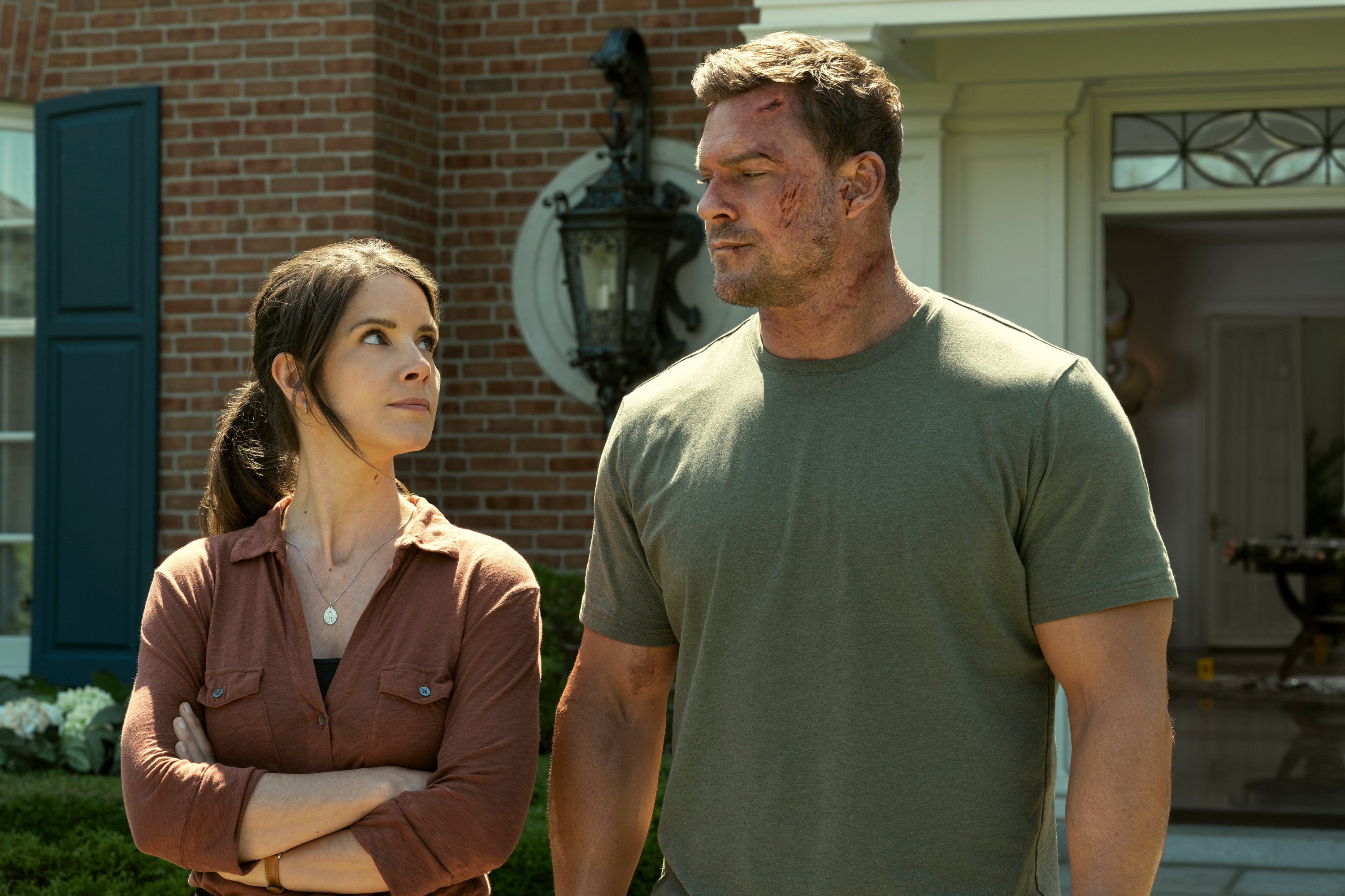 Reacher actor shares ‘crazy week’ which involved a physical altercation ...
