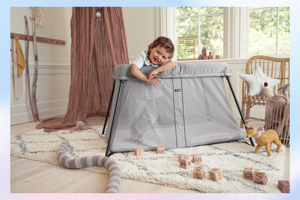 Travel Cots Independent 11 Best Travel Cots For Babies Who Are Going