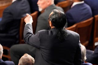 Democrat Al Green forced out of chamber after protesting Trump speech ...