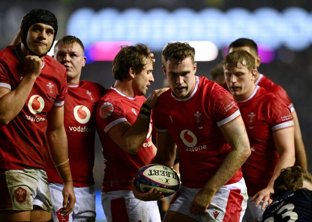 Scotland vs Wales LIVE rugby: Result and reaction from Six Nations as hosts hold on after Welsh ...