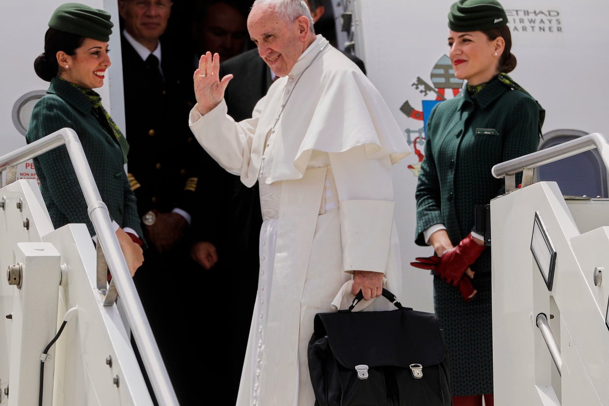 Pope Francis is rewriting the narrative of how to exercise authority ...