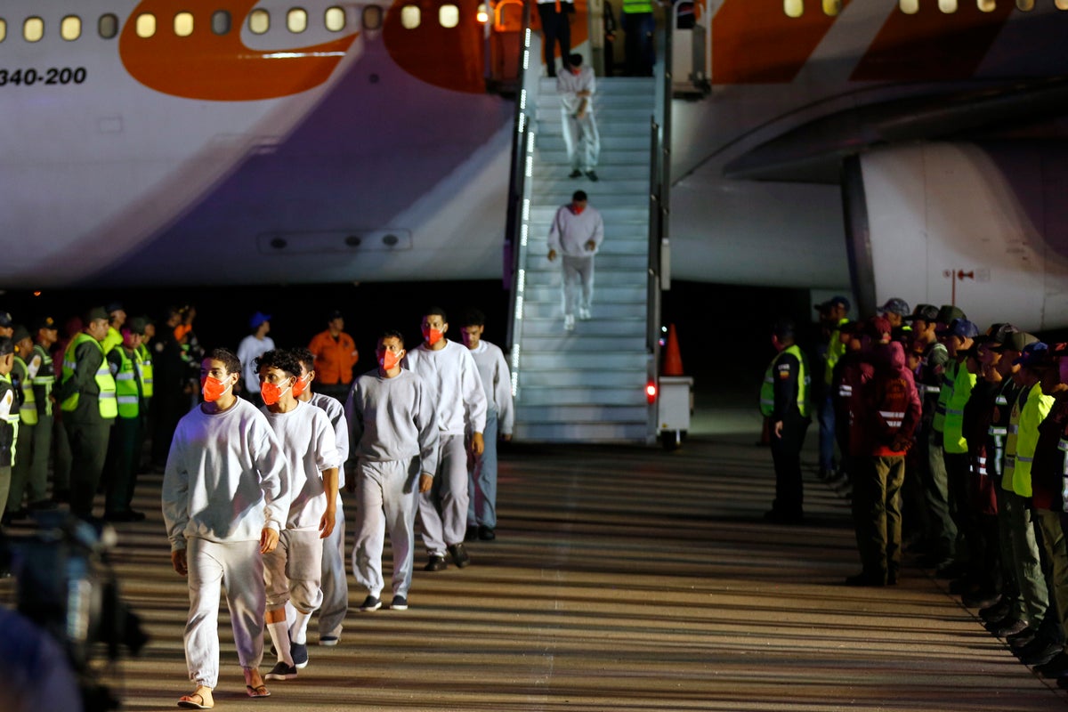 Venezuela to resume repatriation of migrants after deal with US ...
