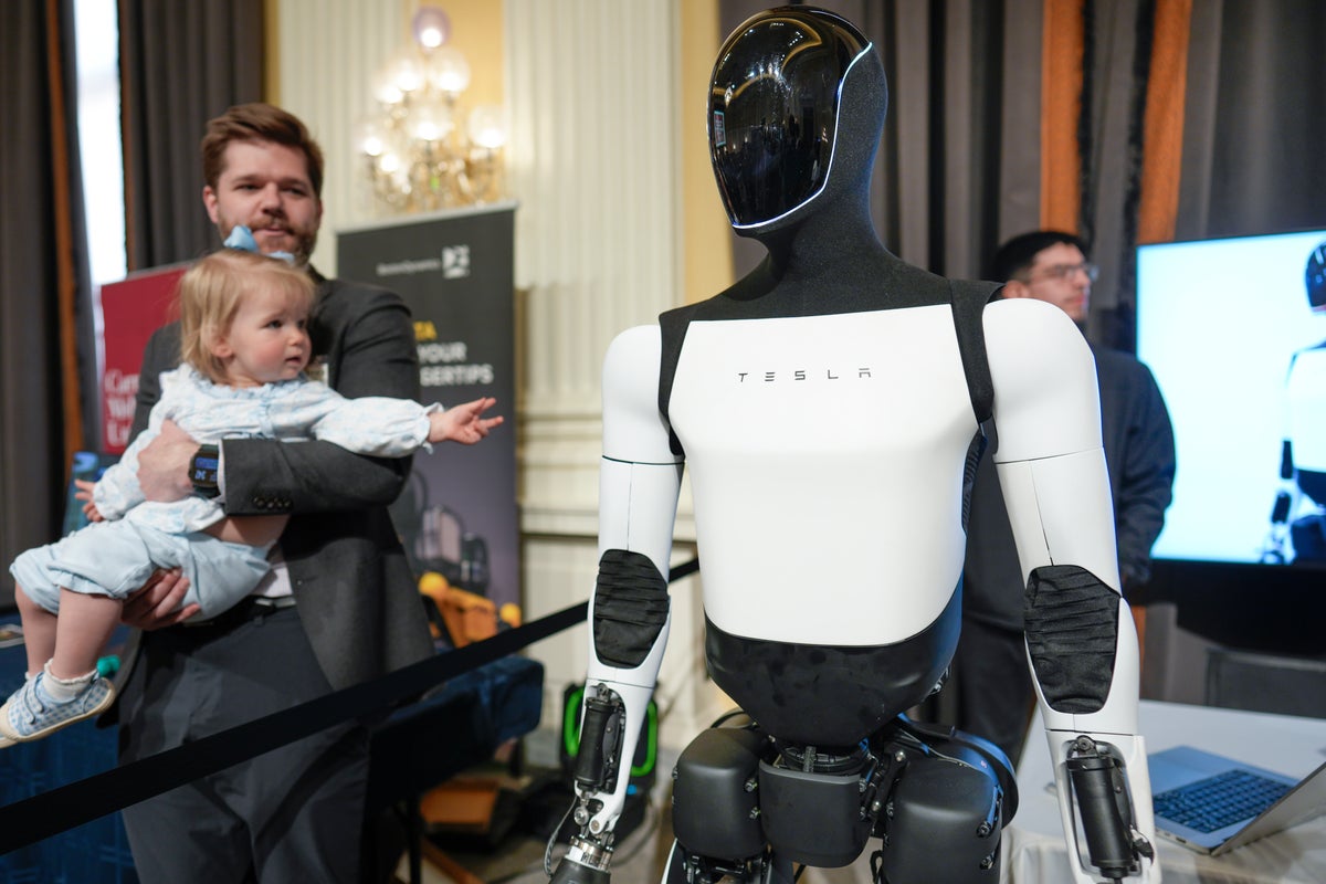 US robotics companies push for national strategy, including a central ...