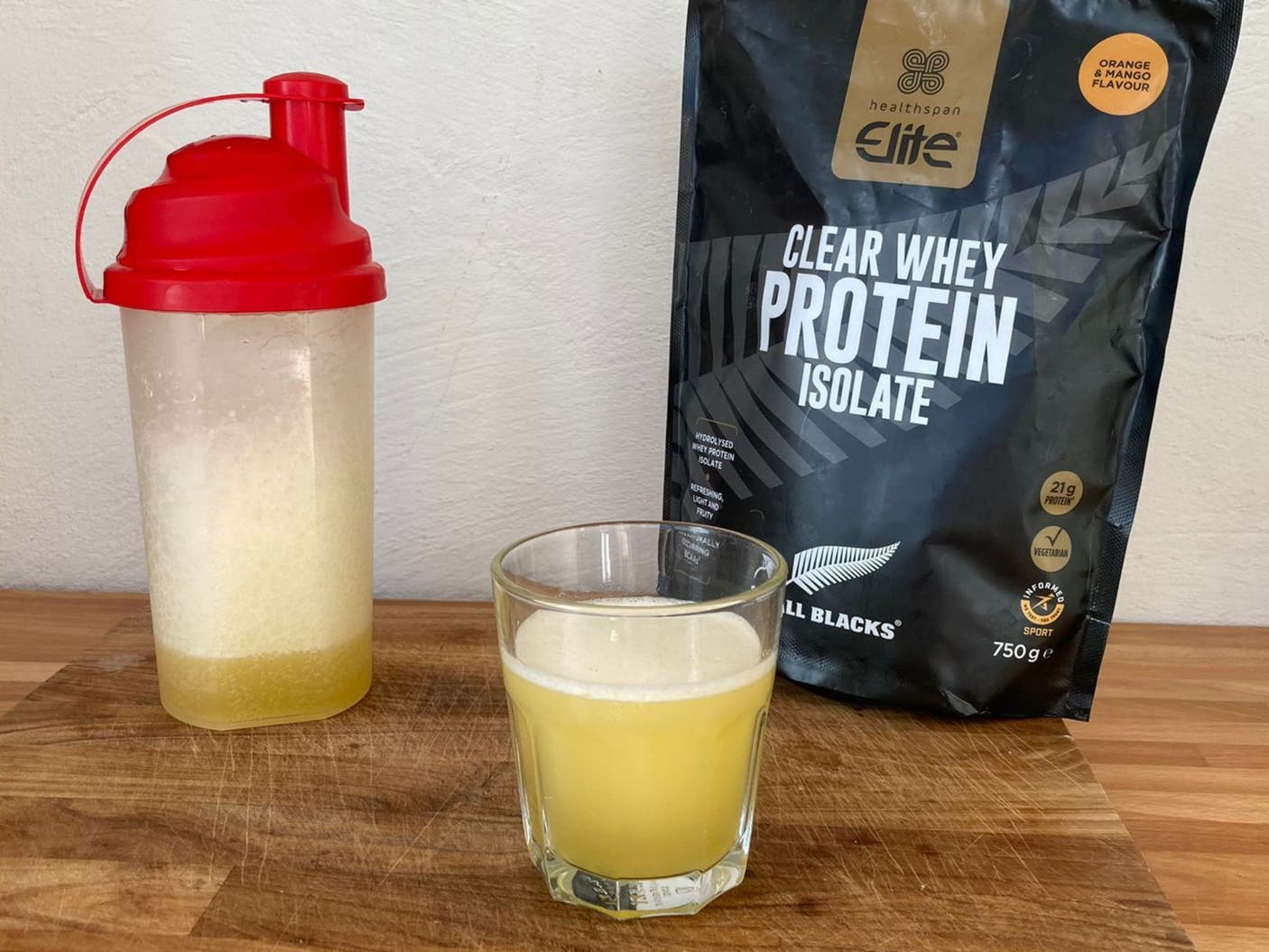 Best clear whey protein powders 2025, approved by nutritionists and gym ...