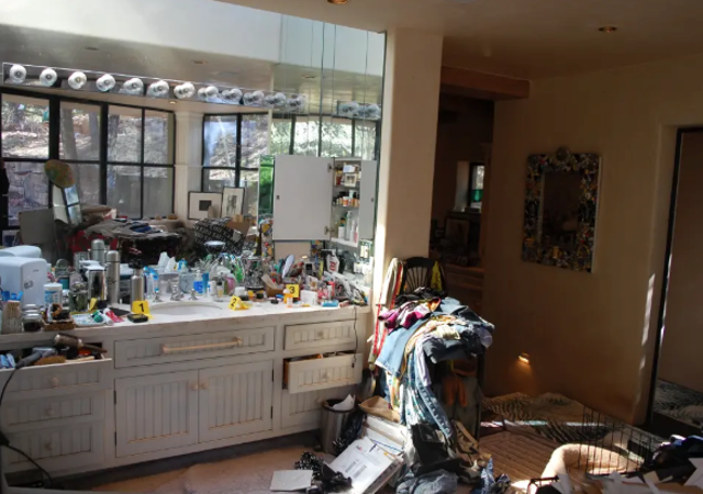 Inside Gene Hackman’s ‘rodent-infested home’ — where loose items and ...