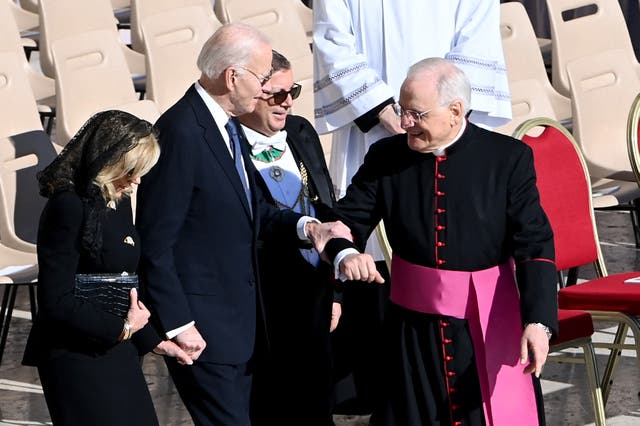 Trump accused of Pope Francis funeral faux pas after ‘breaking dress ...