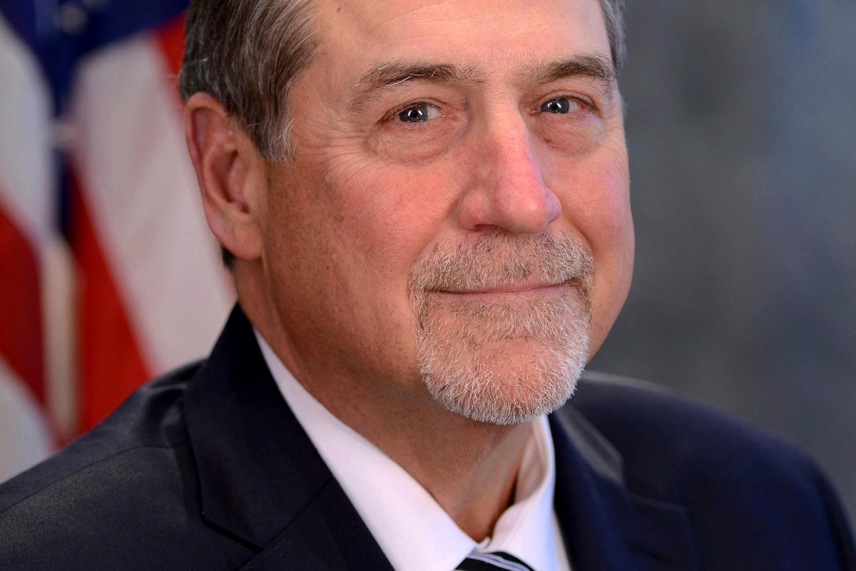 Former US Census Bureau director John Thompson, who guided preparations ...