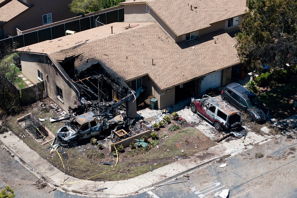 Multiple people dead after private jet crashes in San Diego ...