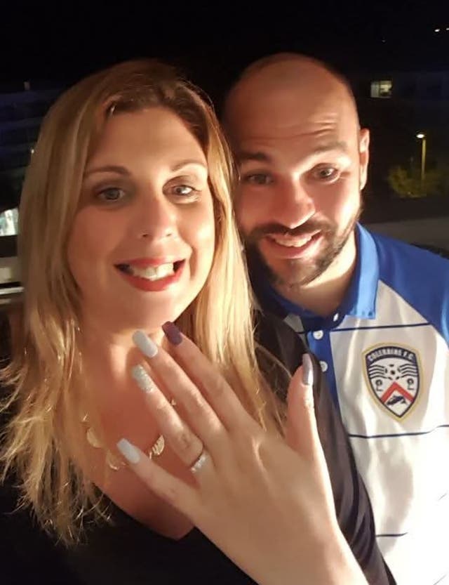 Woman went through menopause at age 15 after being born without ovaries ...