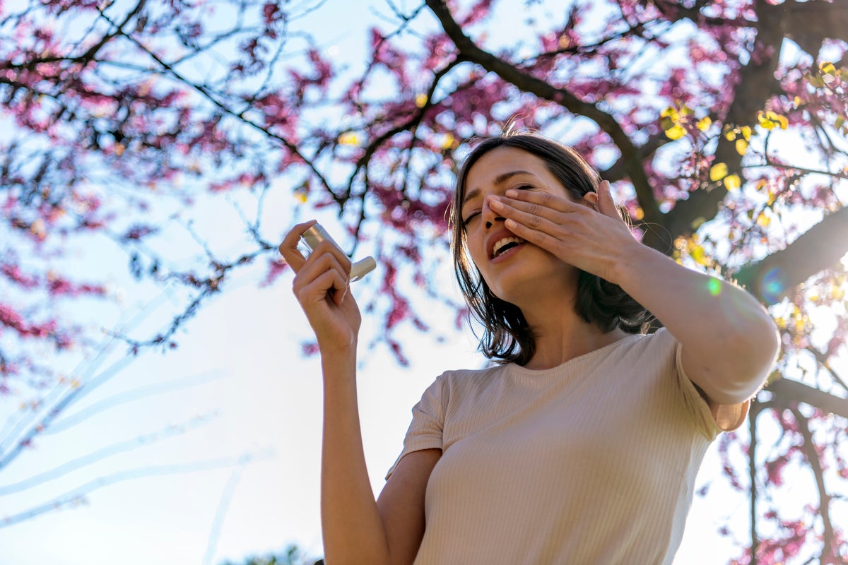 10 tips for surviving hay fever season that actually work – from a ...