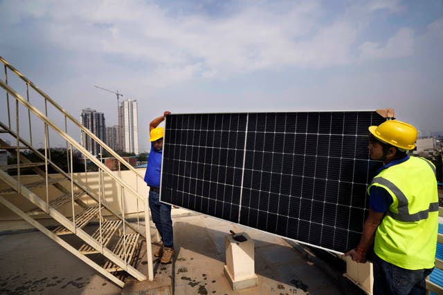 Are solar panels worth buying in the UK - and how do they work | The ...