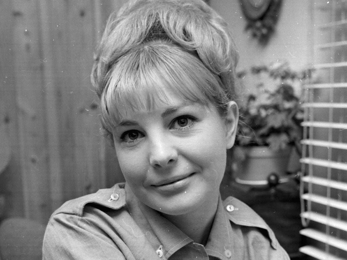 Actor Barbara Weeks