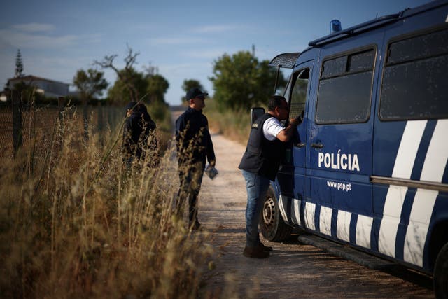 “18 YEARS MISSING – NOW THERE’S A CHANGE!” What really happened to Madeleine McCann? The secret ...