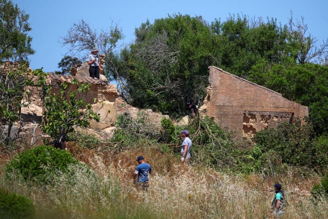 Is this the end? Madeleine McCann's parents break down in tears over 3 ...