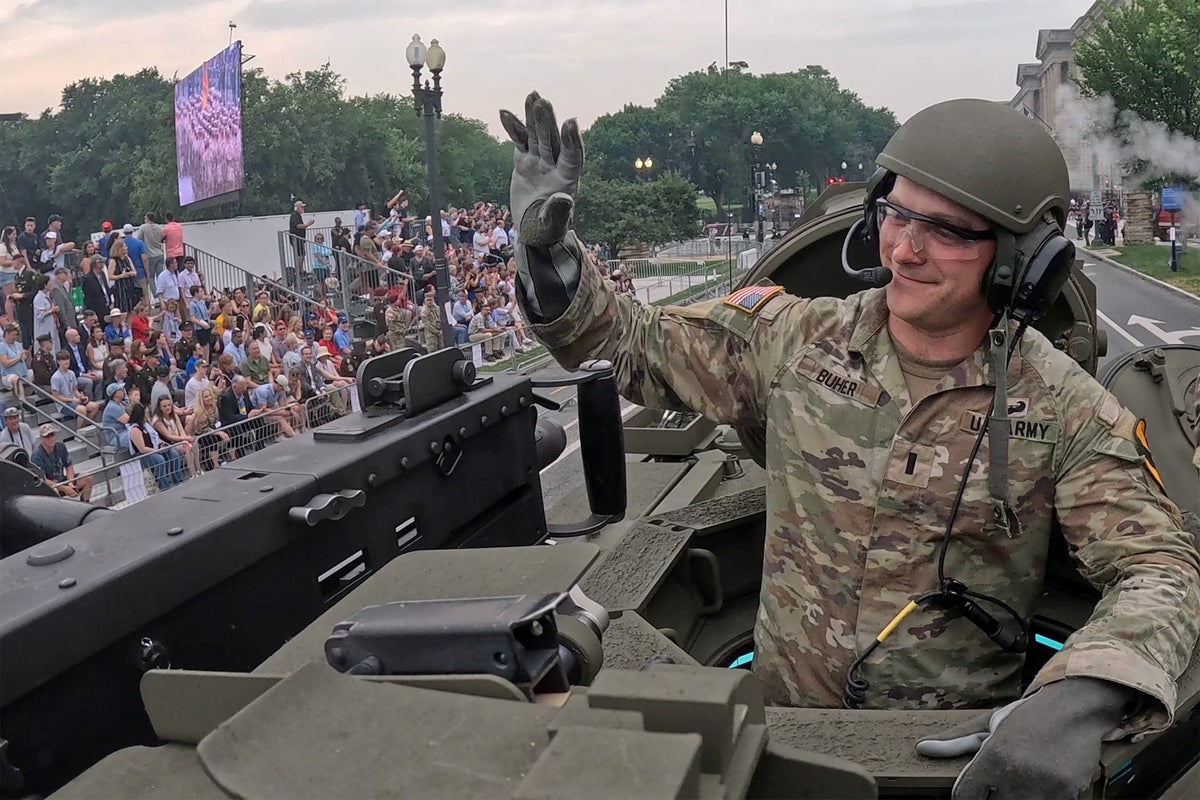 People claim army gave a big ‘f**k you’ to Trump after spotting detail ...