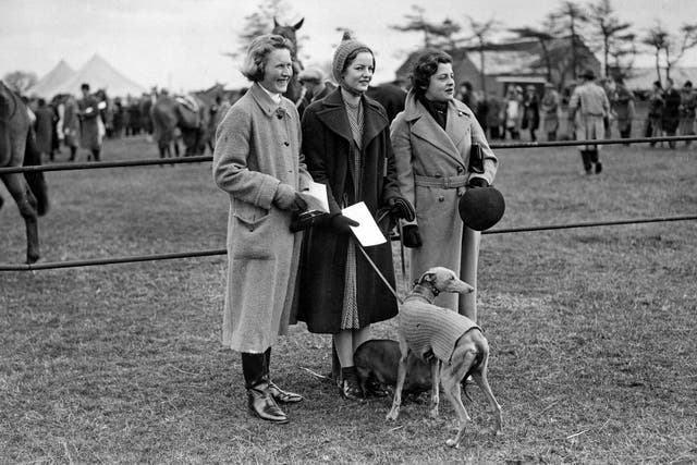 It’s time to stop celebrating the Mitford sisters – they are Downton ...