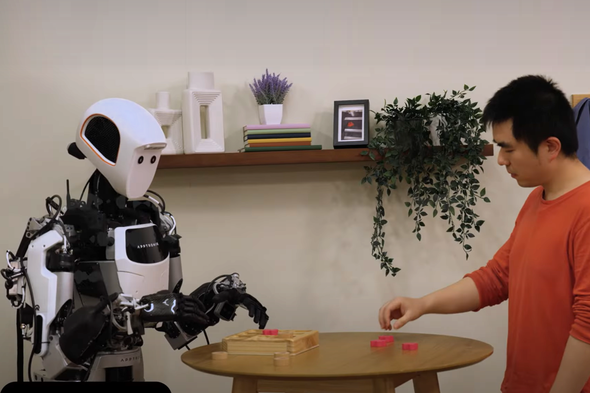 Google’s DeepMind unveils AI robots that work offline | The Independent