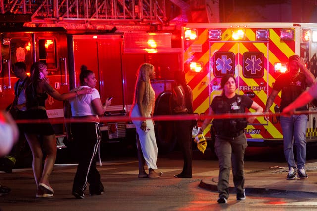 Chicago nightclub mass shooting leaves four dead and 14 wounded | The ...
