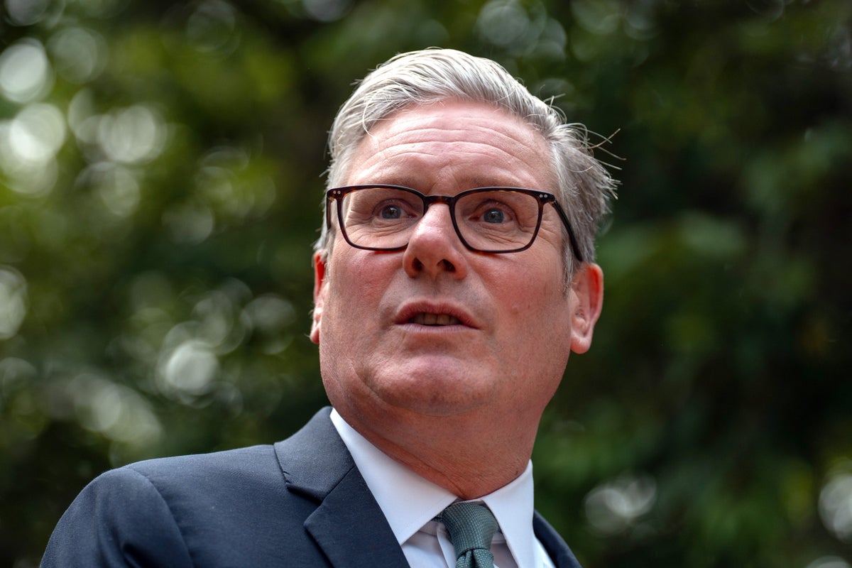 Starmer thanks nurse who helped his brother to mark NHS anniversary ...