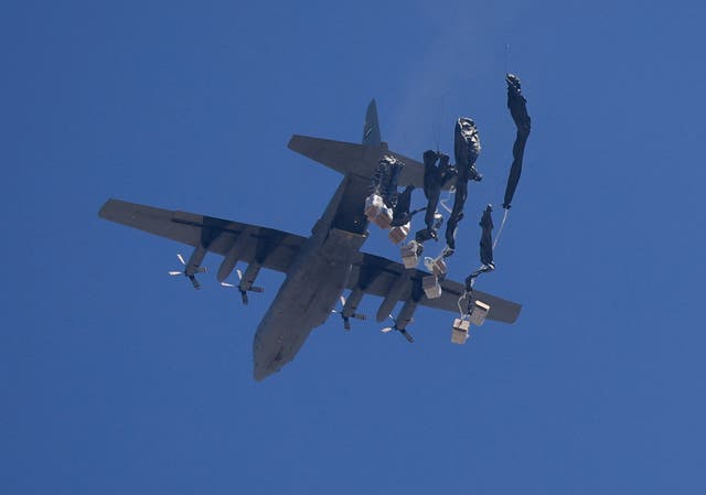 Israel announces ‘tactical pause’ in fighting as Jordan and UAE begin ...