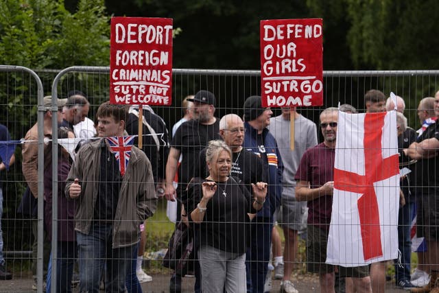 Politicians making mischief over asylum hotels are in for an unwelcome ...