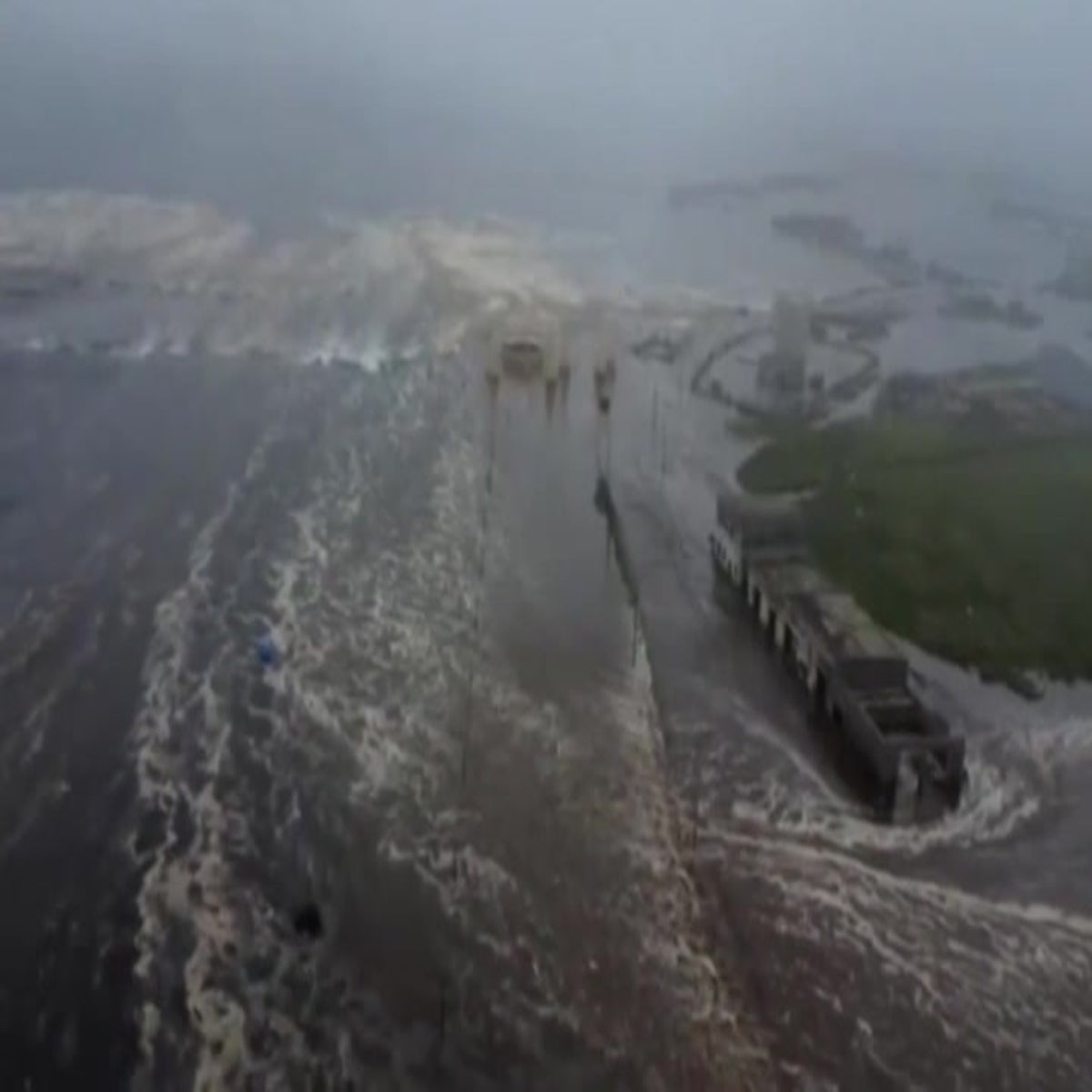 Real Tsunami Footage