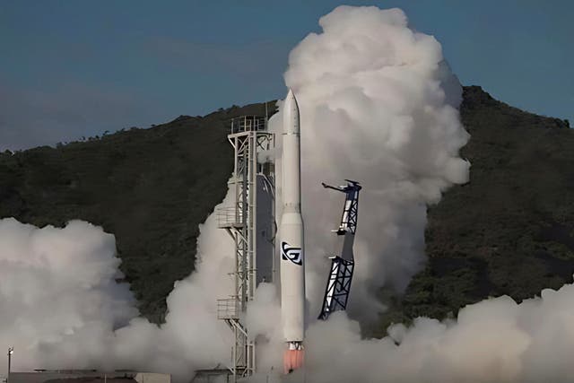 Australia’s first-ever rocket crashes after just 14 seconds of flight ...