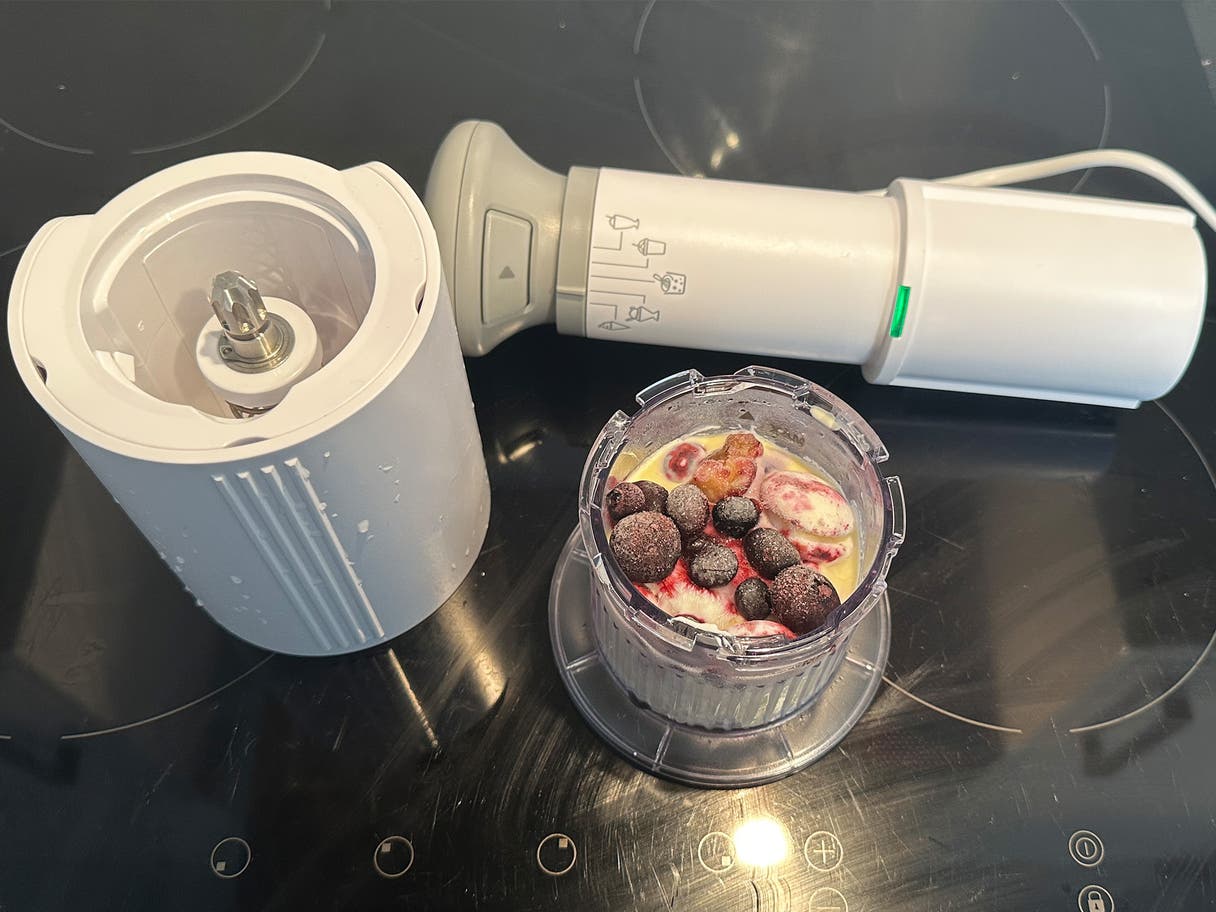 Ninja creami deluxe vs Cuisinart freeze wand review 2025 – which is ...