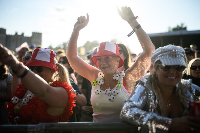Camp Bestival review: Bubble-drenched event proves itself as the summer ...