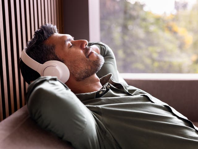 Try these four therapist-approved ‘brain hacks’ to help relieve stress ...