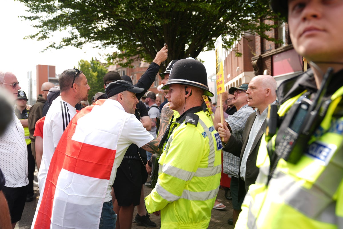 Hundreds join anti-immigration demonstration in Nuneaton | The Independent