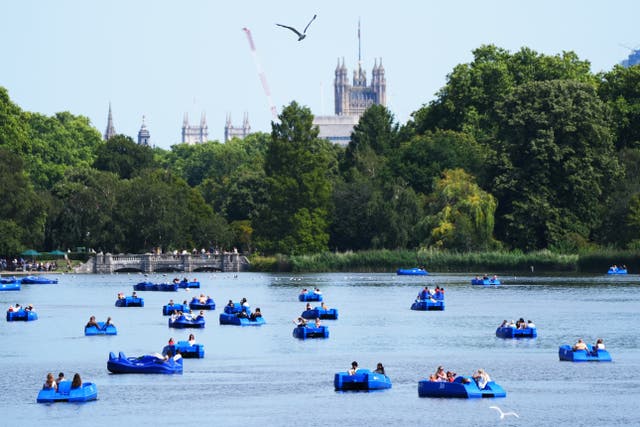 UK braced for fourth heatwave of summer with temperatures to peak at ...