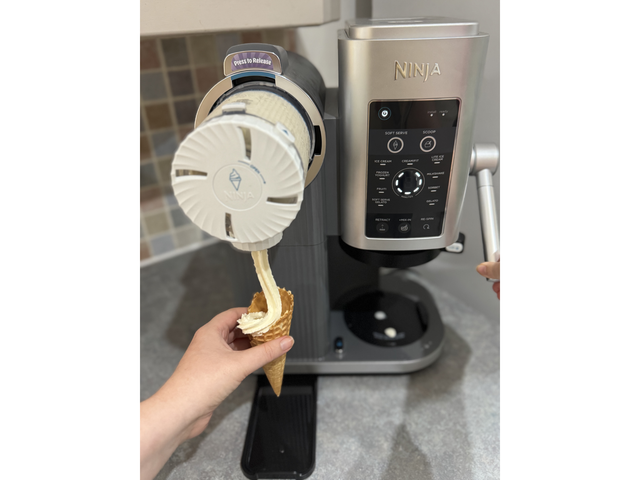 Ninja Creami swirl review: I tested the soft serve ice cream machine ...