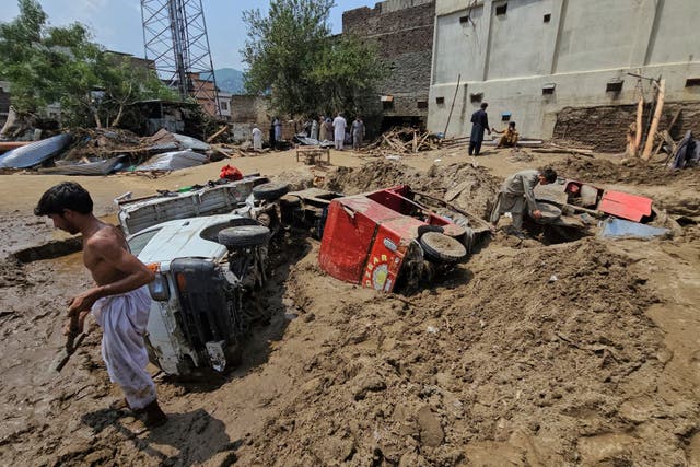 Hundreds killed in Pakistan as flash floods sweep through homes | The ...