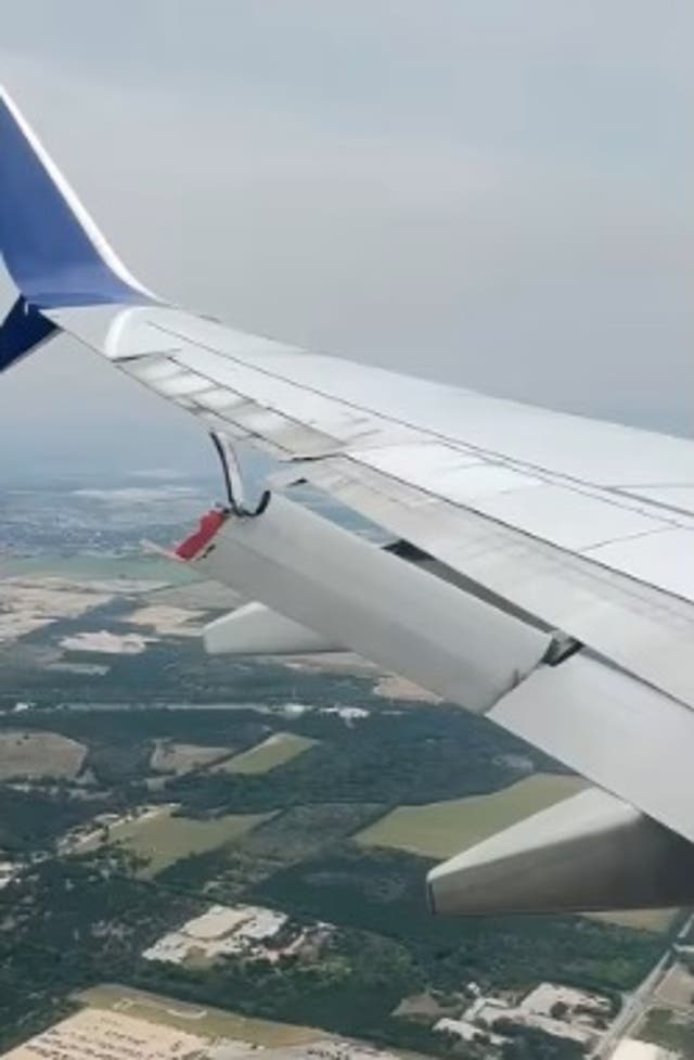 Part of Delta Boeing 737’s wing breaks off before landing in Texas ...