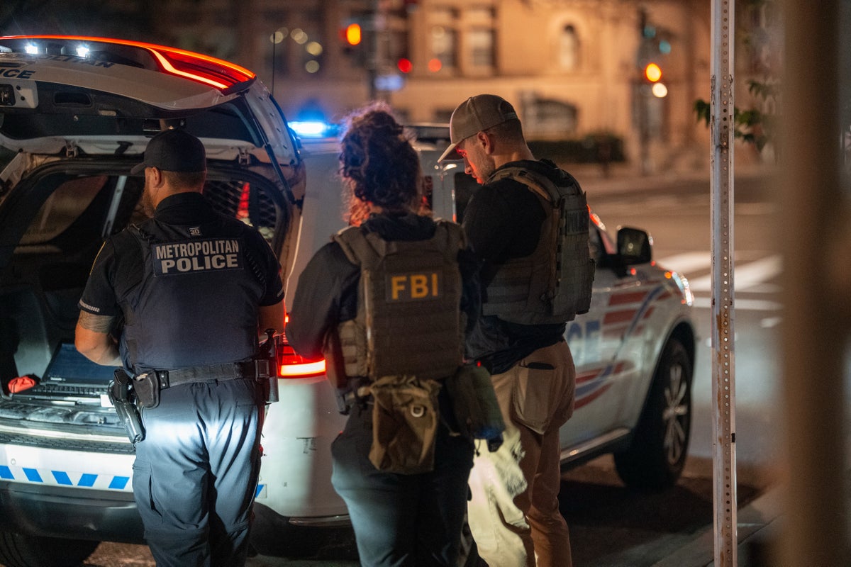 Trump’s DC crackdown is exposing all the FBI’s undercover cars, agents ...