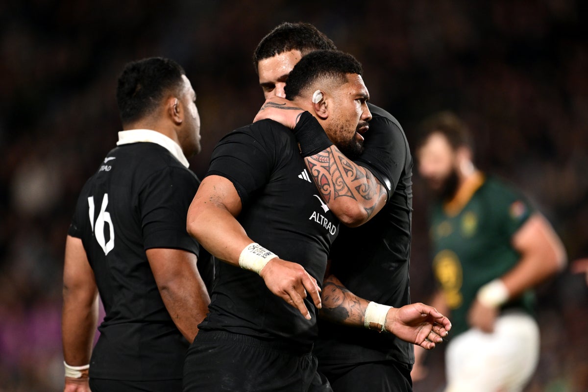 All Blacks v Springboks: Ardie Savea makes crucial turnover to secure ...