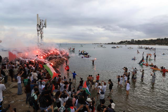 Gaza flotilla: Italy issues warning to Israel as dozens of citizens ...