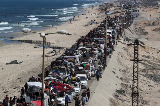 Israel-Gaza: Palestinians dodge ‘giant robot bombs’ in desperate ...