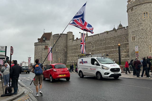 ‘He’s the big boss!’ Trump supporters line Windsor streets as US ...