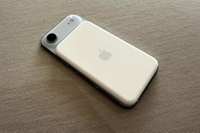 iPhone Air, reviewed by a tech critic: ‘The most beautiful phone yet ...