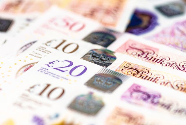Lloyds, Nationwide and the 6 banks offering up to £200 cash to switch ...