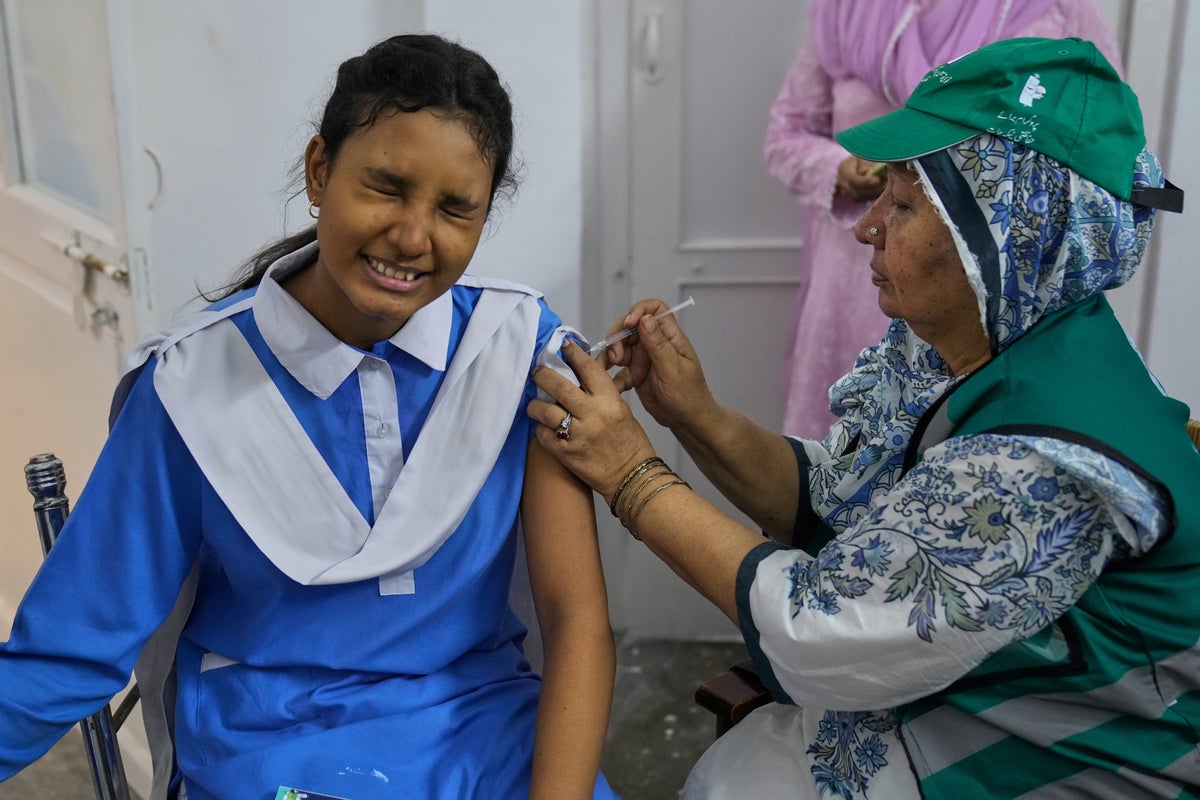 Pakistan vaccinates 9 million girls against cervical cancer despite ...