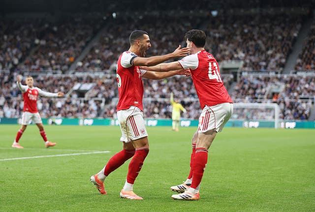 Newcastle vs Arsenal LIVE: Scores and live updates in Premier League ...