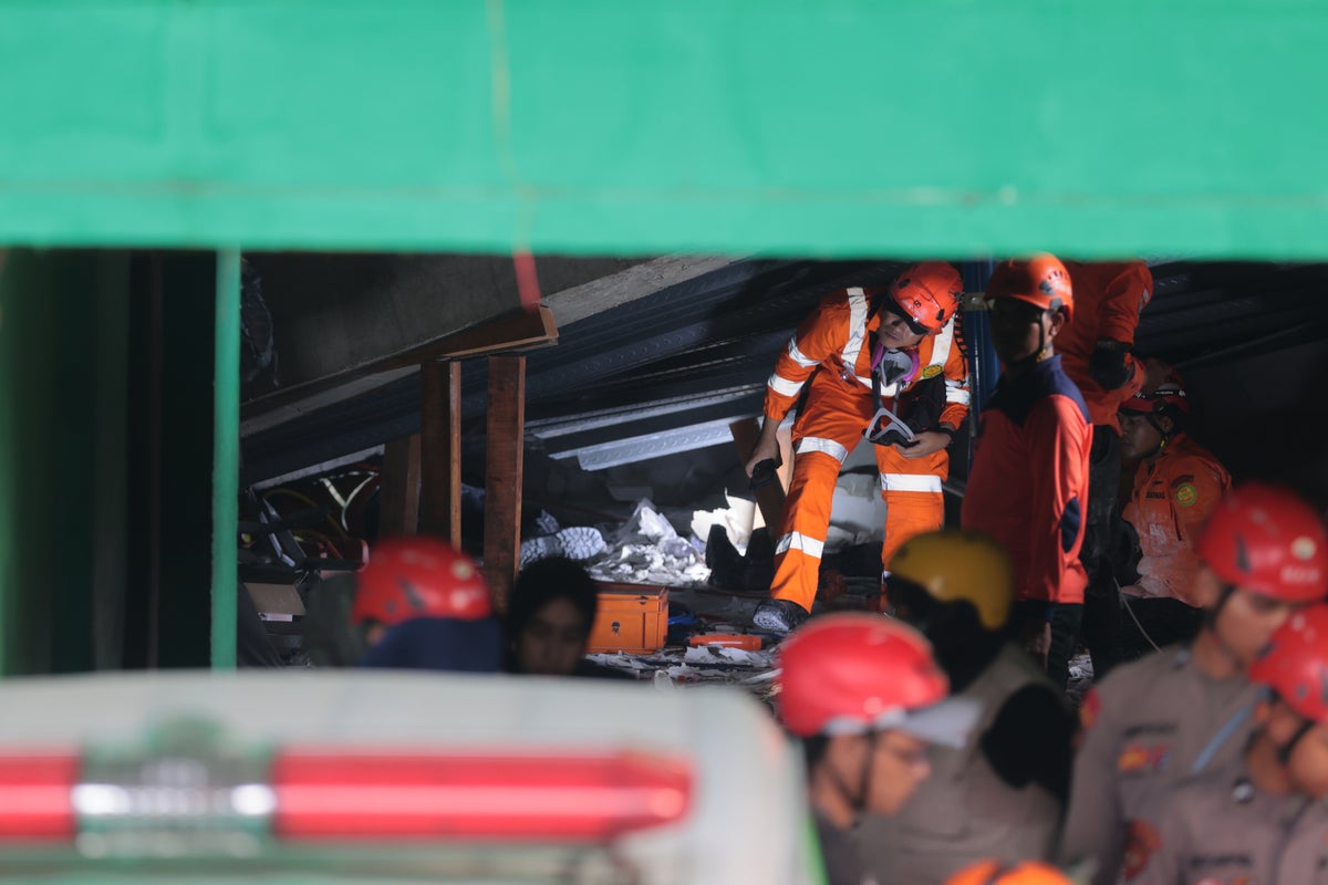 Death toll expected to rise after school collapse | The Independent