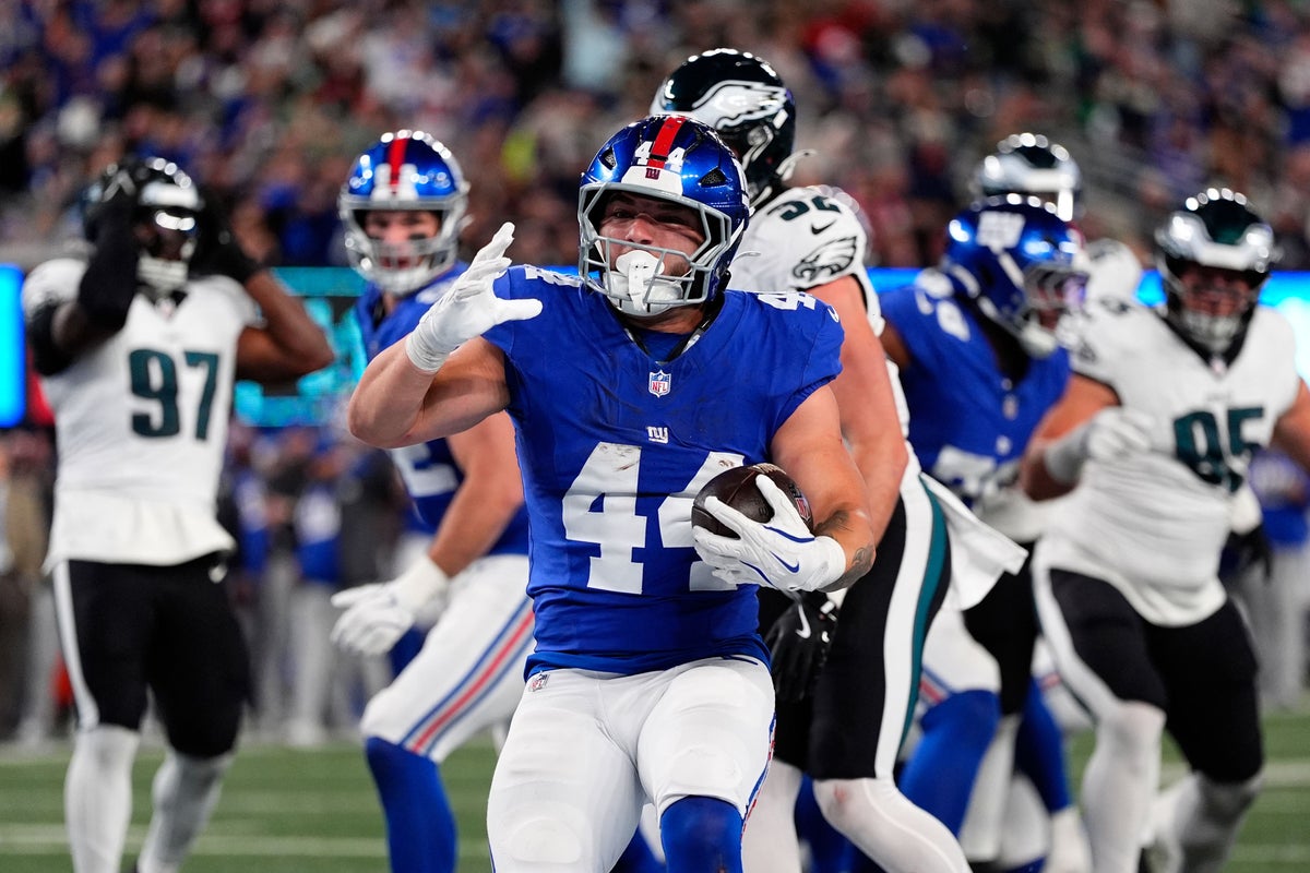 Cam Skattebo scores three touchdowns as New York Giants stun champions ...
